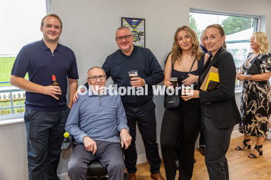 39935895-Calvin Hore - who made a record 801 appearances for ...