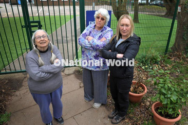 39942699-Maureen Veck, Judith Mundy and Tania Ritchie from Willow ...