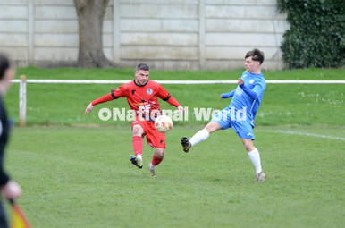 39944518-Silksworth Colliery Welfare (red) v Darlington RA at ...