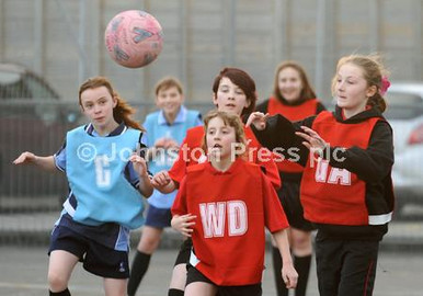 20134395-Allstars action from the year 7 netball match between Unity ...