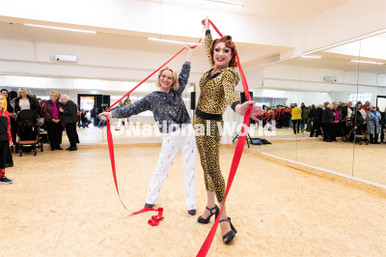 39952974-Nicky Figgins with Betty Legs Diamond at the official of ...