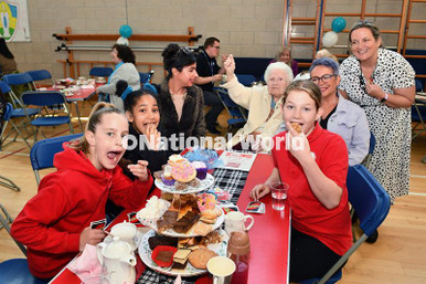 39958953-24-04-2024. Picture Michael Gillen. STENHOUSEMUIR. St ...