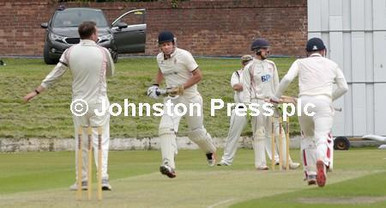 37926276-Photo: David Hurst Blackpool CC V Longridge CC at Blackpool ...