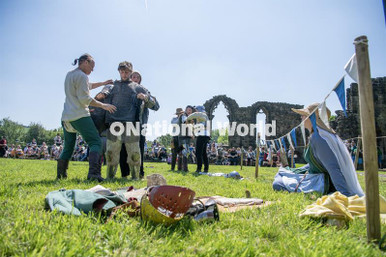 39972053-Re-enactors dress in period armour at the Medieval Mayhem ...
