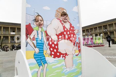 39519410-Sandy Summer Daze event brings the seaside to The Piece Hall ...