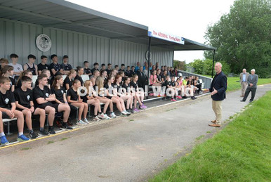 39973453-Members of the Rotherham Harriers and president Peter Elliott ...