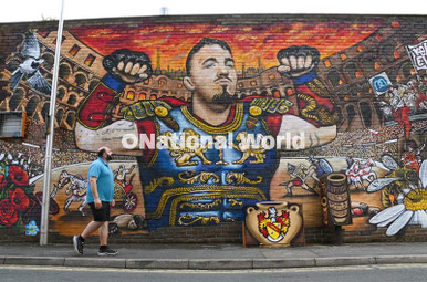 39986660-A mural to celebrate UFC champion and local hero Tom Aspinall ...