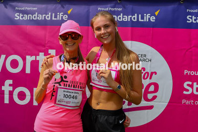 39991473-23/06/24 CALLANDER PARK Falkirk Race for Life in aid of Cancer ...