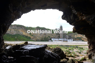 39992612-Marsden Grotto from inside Marsden Rock during ongoing warm ...