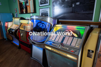 39993707-Karl Dawson inside his Ditchburn Jukebox Museum and Coffee ...