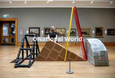 39993808-Artist in Residence Sam Larter with her work in the Ferens Art ...