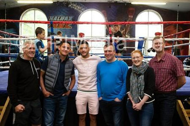 39374528-Mick Rowe, Champion boxers Gavin and Jamie McDonnell and James ...