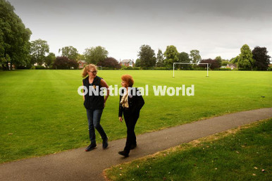 39997045-Howden Show Preview. Anna Longthorp (left) the chairman of ...