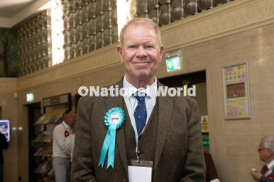 39999151-The count has started at the Portsmouth Guidlhall to determine ...