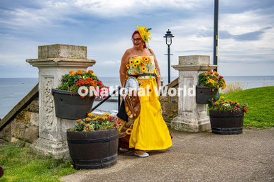40011293-Maria Herbert in her Van Gogh themed costume at the Steampunk ...