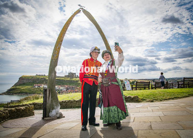 40011291-Tigg and Claire Crane pose for a selfie by the whalebones at ...