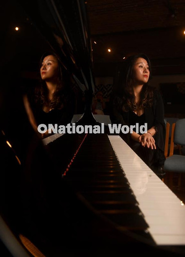 40022247-Pianist Li Can is flying a contingent of eight young Chinese ...