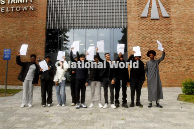 40025291-Pupils receive there GCSE results at Dixons Trinity Chapeltown ...