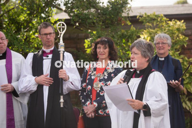 40025991-Memorial service held at Holy Trinity Church to mark the 80th ...