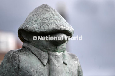 40034098-The Andy Capp statue, Headland, Hartlepool. Picture by FRANK ...
