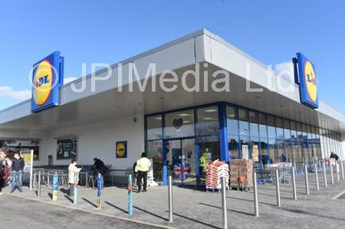 38904482-New Lidl at Oundle Road - National World | Newsprints