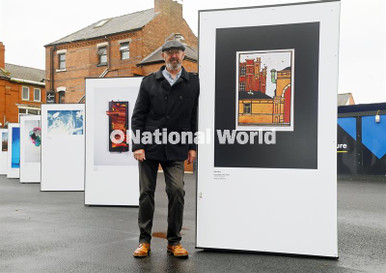 40041656-Artist Mike Fahey. Cross Street Arts commemorate their 25th ...