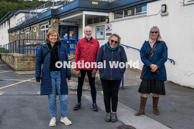 40041753-Supporters Juliet O'Callaghan, Paul Stephens, Annette Bearpark ...