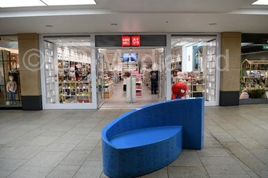 39355168-18 February 2022. . . . . New stores in Trinity Leeds shopping ...