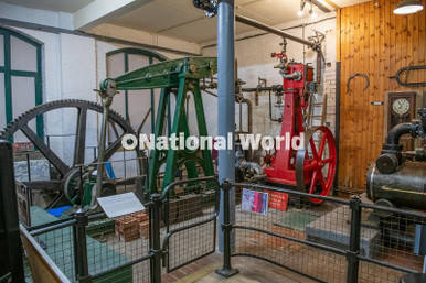 40046883-The verticle steam engine, right alongside the beam engine ...