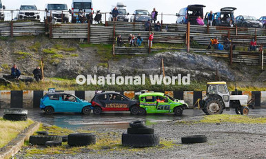 40051081-Action on and off the track at October Racing Turmoil at ...