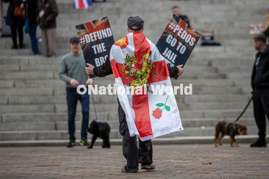 40057860-Portsmouth Unite and anti racism campaigners held opposing ...