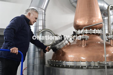 40058523-John Devlin 04/11/2024 Ardgowan Distillery.Ardgowan Distillery ...