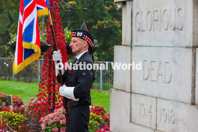 40062960-10/11/24 Bo'ness Remembrance Sunday Parade to Bo'ness War ...