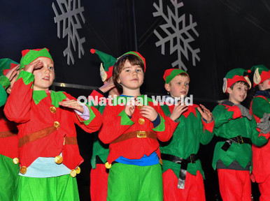 40065711-Pupils from Culmore Primary School choir singing at the Elf ...