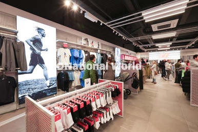 40071364-Store interior. New Balance shop opens in Gunwharf Quays ...
