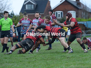 40076418-Titans v Blackheatrh. YPN-240912-114212003 YPN-240912 ...