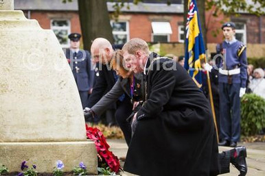 39256317-Remembrance Sunday, Ings Grove Park, Mirfield. From the left ...