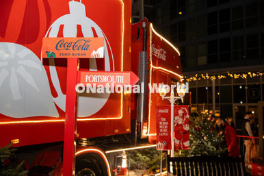 40079114-The Coca Cola truck made a triumphant return to Gunwharf Quays ...