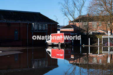 40083987-Flooding at Platt Bridge in Wigan. Photo: Kelvin Lister ...