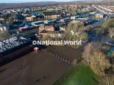 40084001-Flooding at Platt Bridge in Wigan. Photo: Kelvin Lister ...