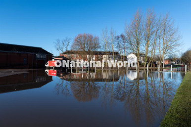 40083988-Flooding at Platt Bridge in Wigan. Photo: Kelvin Lister ...