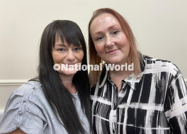 40084749-Sisters Melanie Lawson (37) (left) and Natalie Atkinson (35 ...