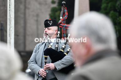 40090685-27-01-2025. Picture Michael Gillen. BONNYBRIDGE. Memorial ...