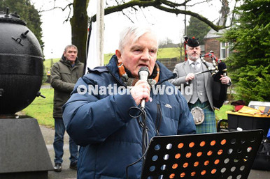 40090655-27-01-2025. Picture Michael Gillen. BONNYBRIDGE. Memorial ...