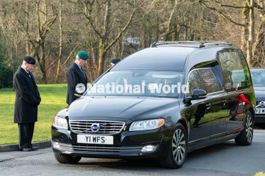 40101132-The hearse arrives at Burnley Crematorium for the funeral of ...