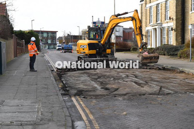 40105601-Victoria Terrace closure. Picture by FRANK REID NEP-250303 ...