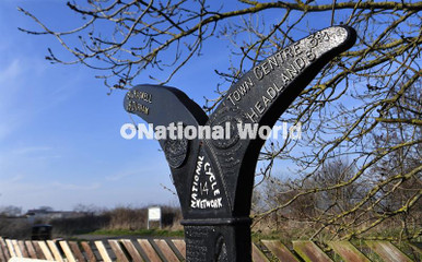40117706-The Hart to Haswell walkway and Rail Crossing Ocean Road ...