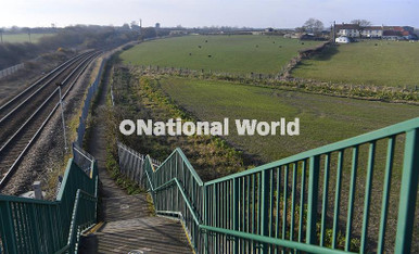 40117808-The Hart to Haswell walkway and Rail Crossing Ocean Road ...