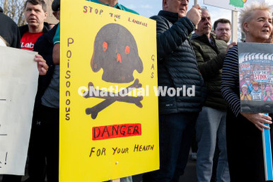40133208-Protestors at Jameson Road Landfill protest in Fleetwood ...