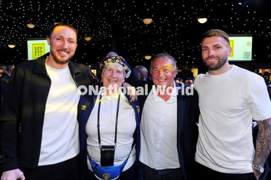 40221358-The family and friends of Christopher Loftus and Kevin Speight ...